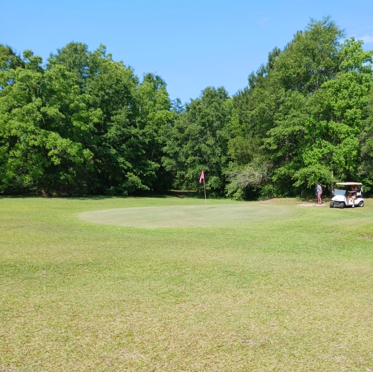 "On The Tee" Interview With Hailey Hunter - Southern Fairways